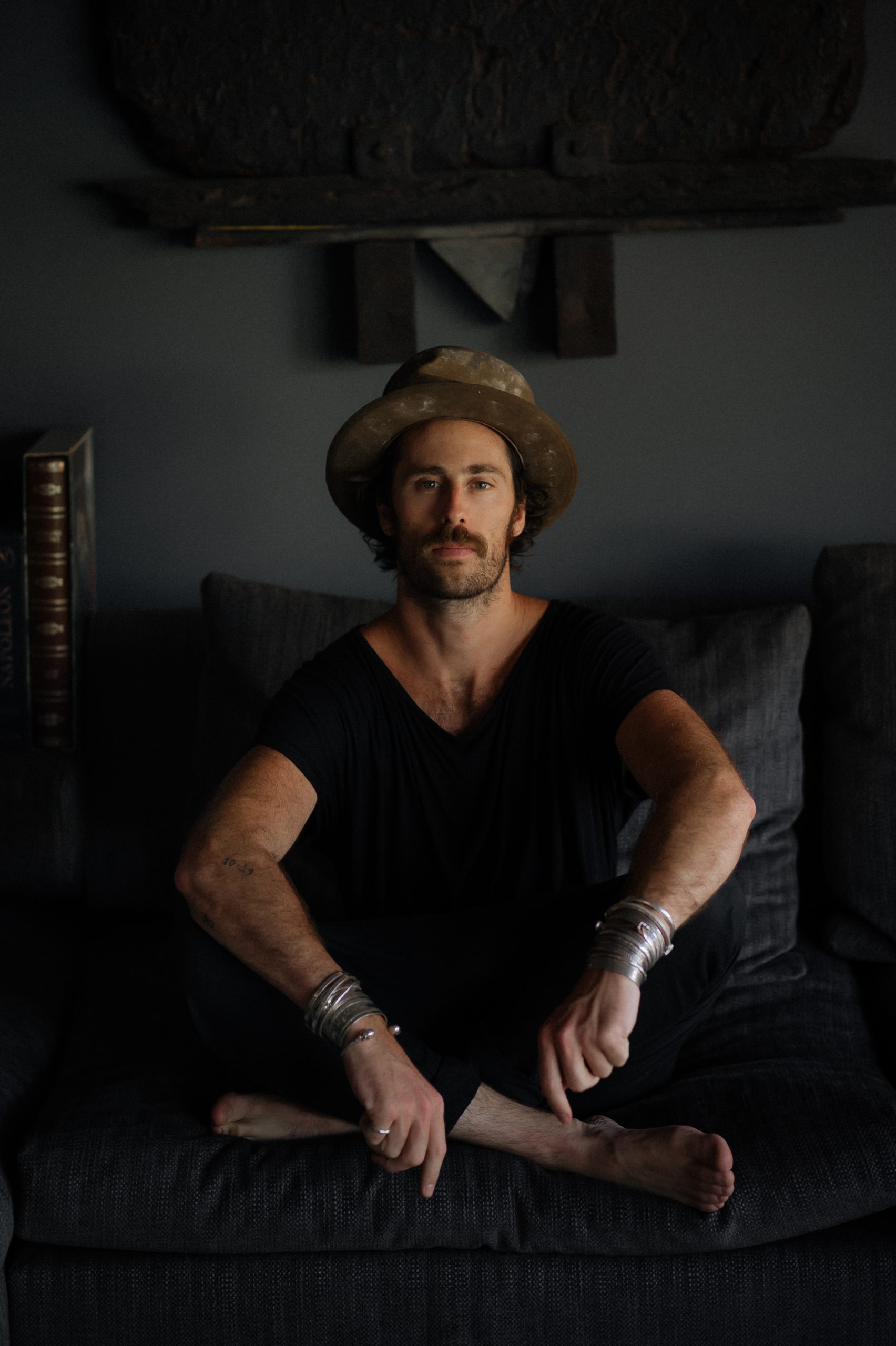 Peter Cauro: un baile en acero corten - Kronos Living