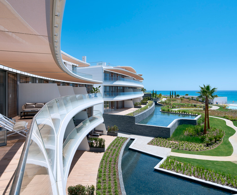 Kronos Homes- Quiero Sol