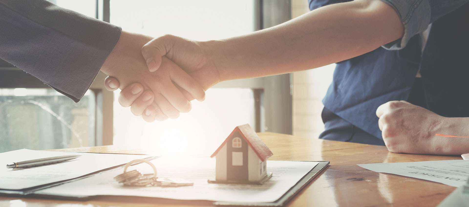 Bróker inmobiliario ¿Qué es y qué hace? - KronosHomes